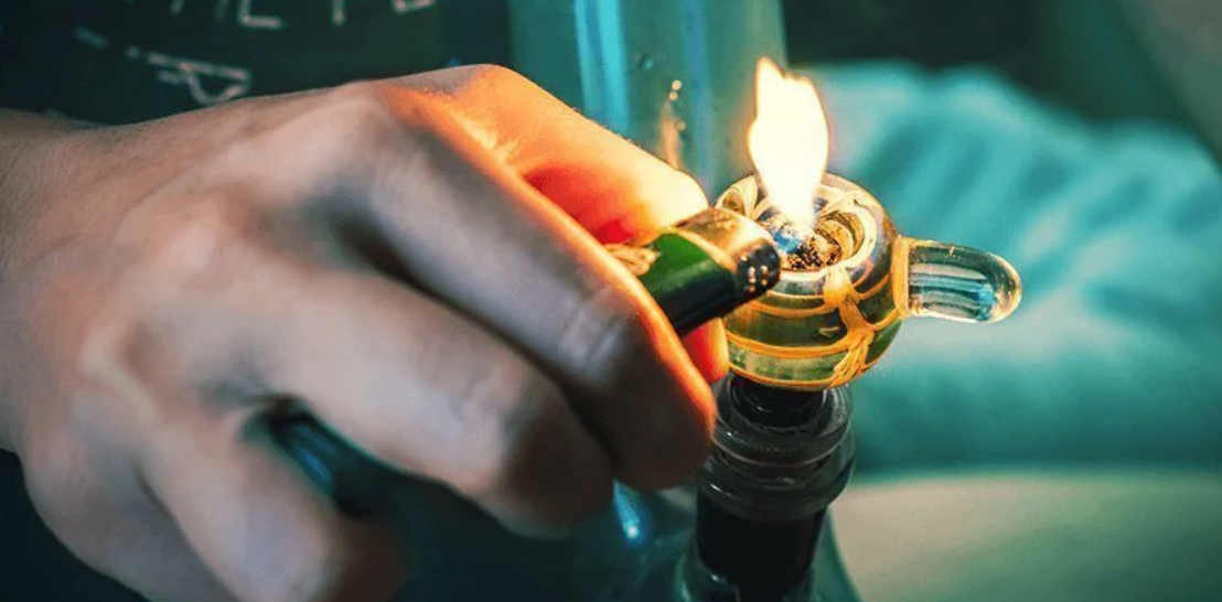 Best Dab Rig for Flavor Chasers (Low-Temp Focus) — Bongs Canada